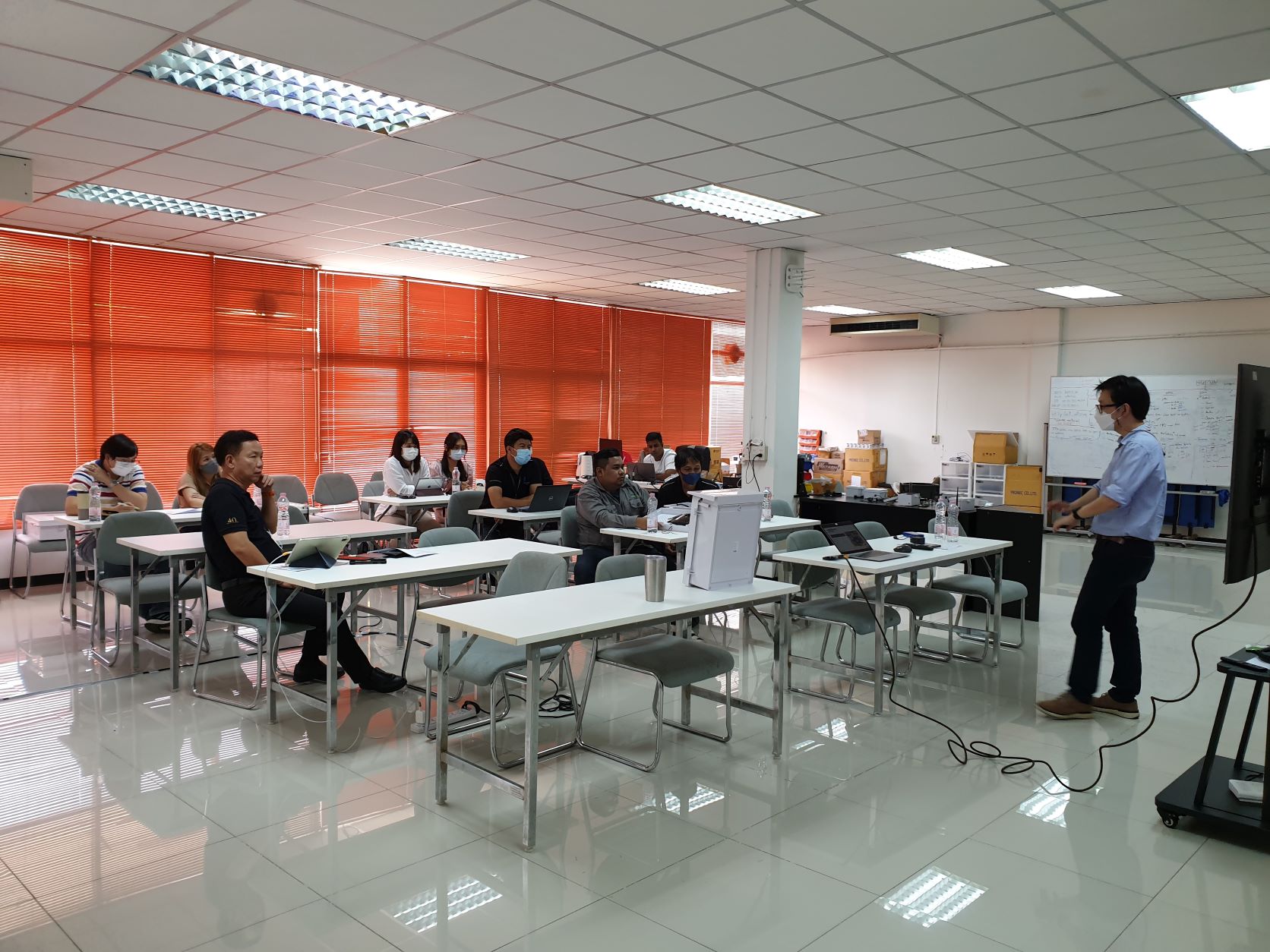 intERLab holds training workshop for participants from Sithiphorn ...